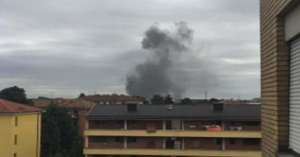 Incendio a Rho, all'ingresso della tangenziale - LegnanoNews