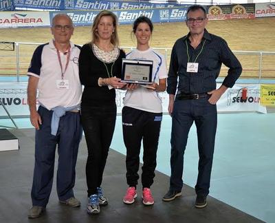 Phanter Legnano premia Elena Cecchini - LegnanoNews